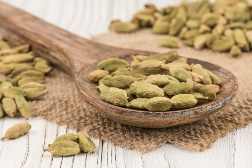 6 Health Benefits of Cardamom + Side Effects - SelfHacked
